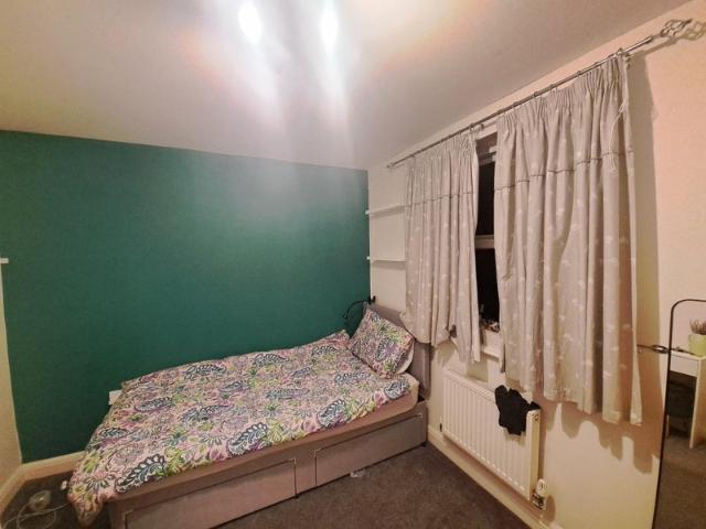 Room at Tucker Drive, Witham