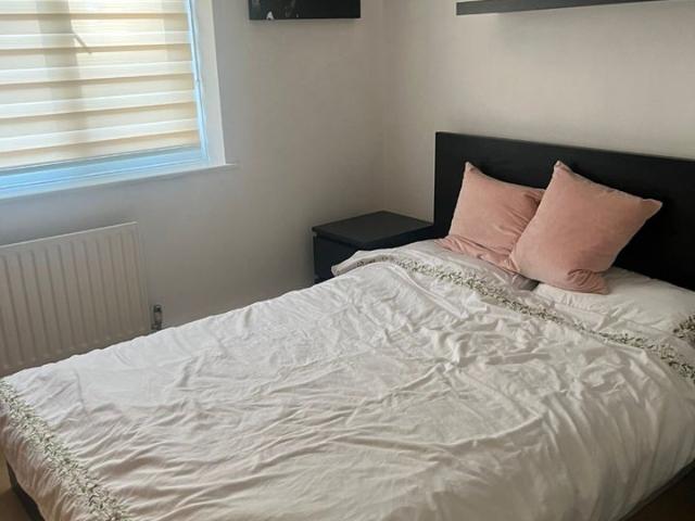 Room at Tudor Drive, Greater London