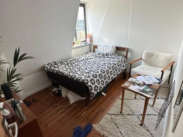 Room at Tudor Grove, Greater London