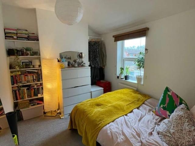 Room at Tudor Road, Bristol