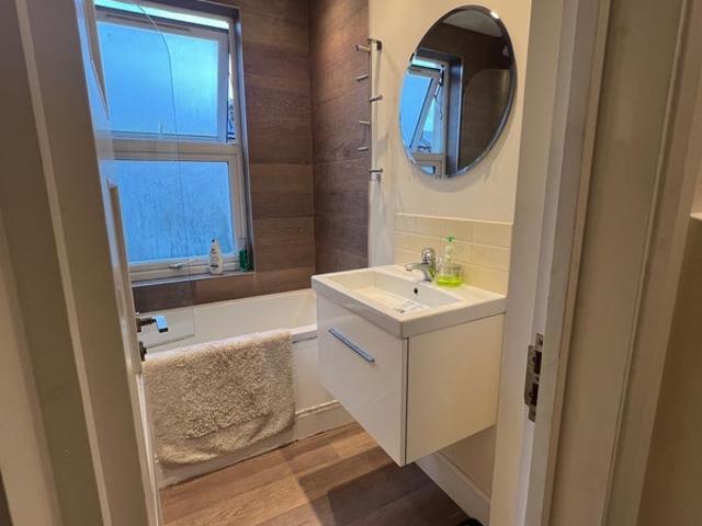Room at Tufnell Park Road, Greater London