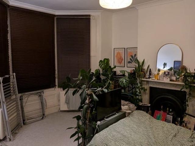 Room at Tufnell Park Road, Greater London