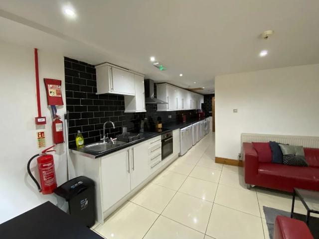 Room at Tulketh Crescent, Preston