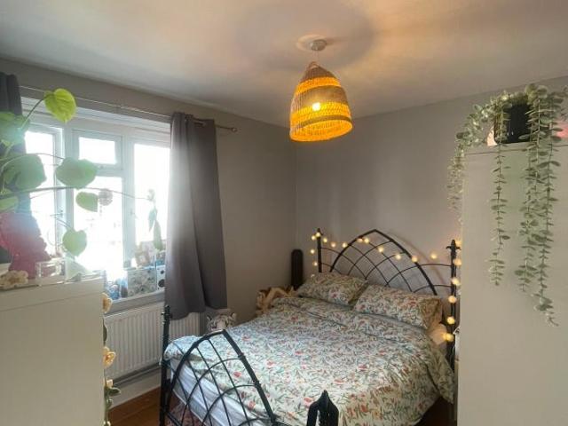 Room at Tulse Hill, Greater London