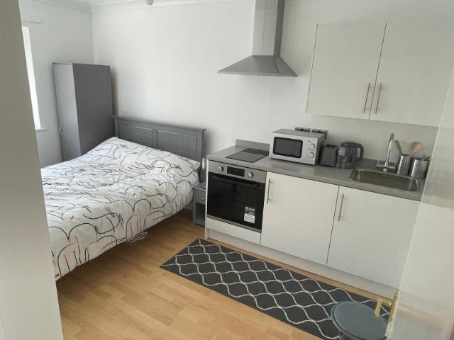 Room at Tulse Hill, Greater London