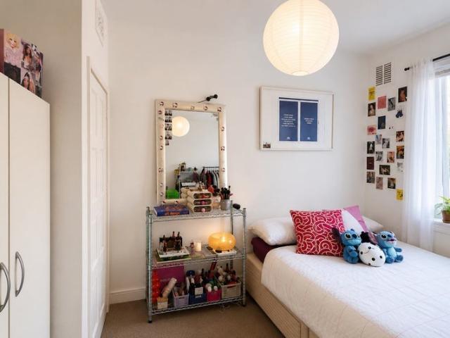 Room at Tuskar Street, Greater London