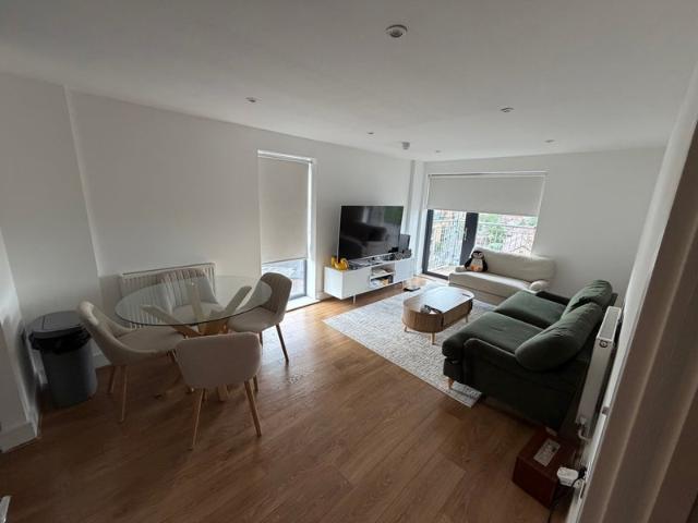 Room at Turner Street, Greater London