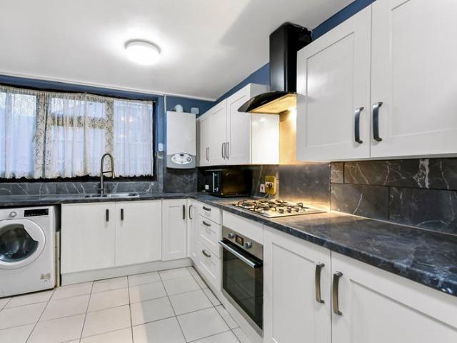 Room at Turnpike Close, Greater London