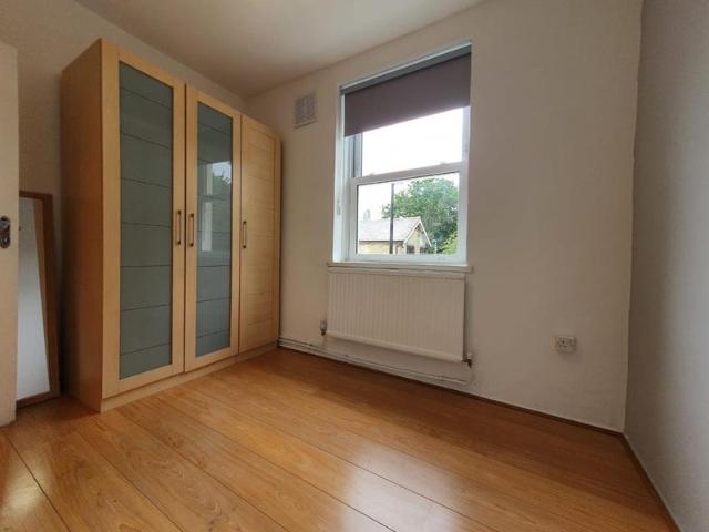 Room at Turin Street, Greater London