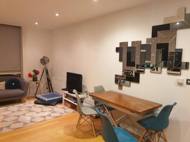 Room at Twelvetrees Crescent, Greater London