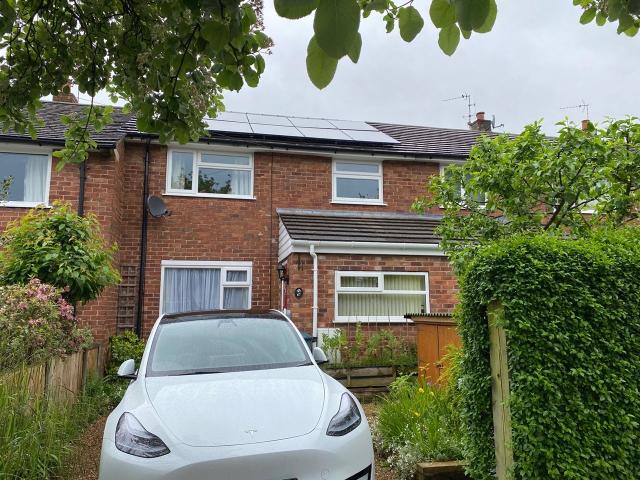 Room at Twinnies Road, Wilmslow