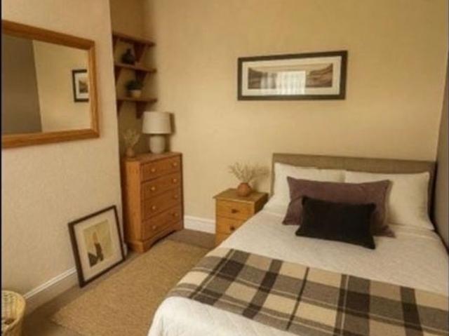 Room at Tydeman Road, Portishead
