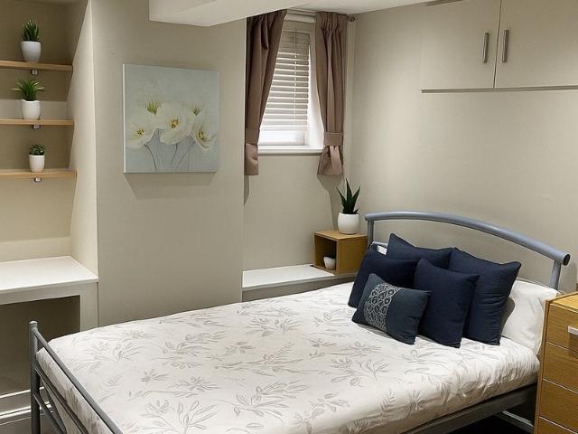 Room at Talbot View, Leeds