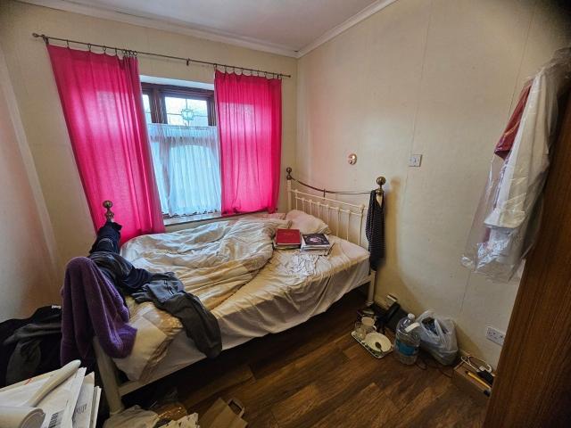Room at Talbot Gardens, Greater London