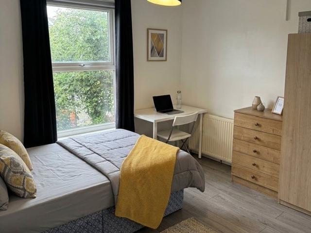 Room at Talbot Road, Manchester