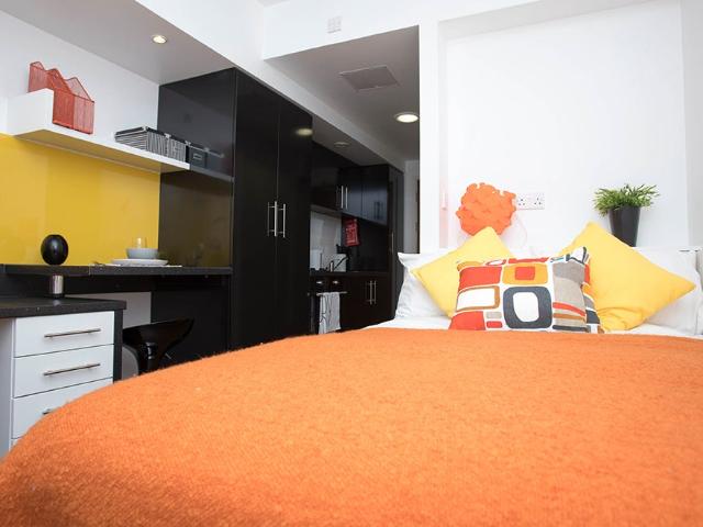 Room at Talbot Street, Nottingham