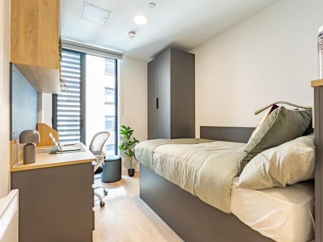 Room at Talbot Street, Nottingham