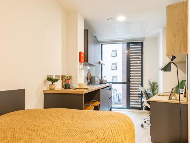 Room at Talbot Street, Nottingham