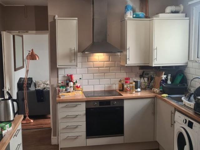 Room at Talworth Street, Cardiff