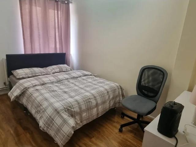 Room at Tanner Street, Greater London