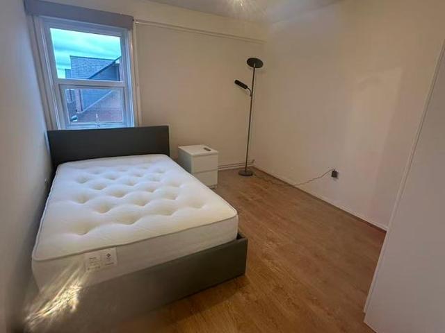 Room at Tash Place, Greater London