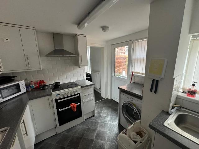 Room at Tarvin Road, Great Boughton