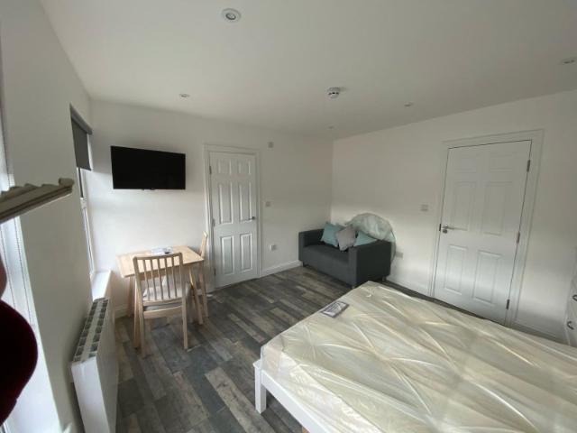 Room at Tawny Way, Greater London