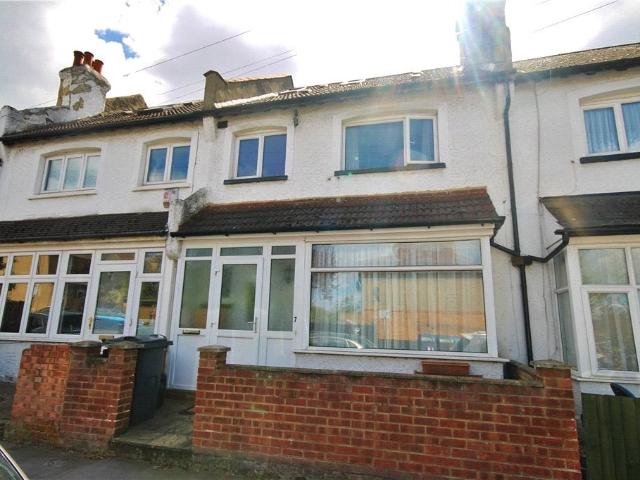Room at Tavistock Grove, Greater London