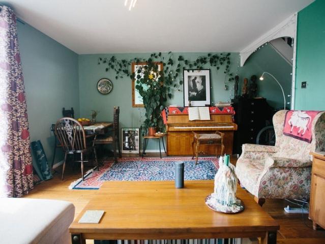 Room at Taylor Close, Greater London