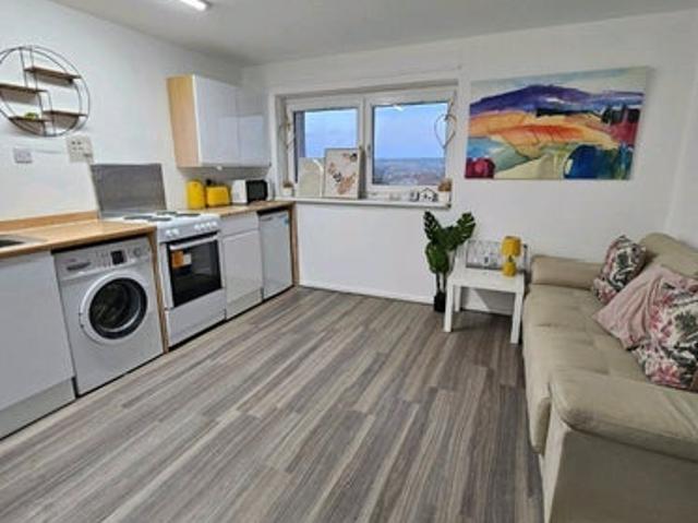 Room at Taylor Place, Glasgow