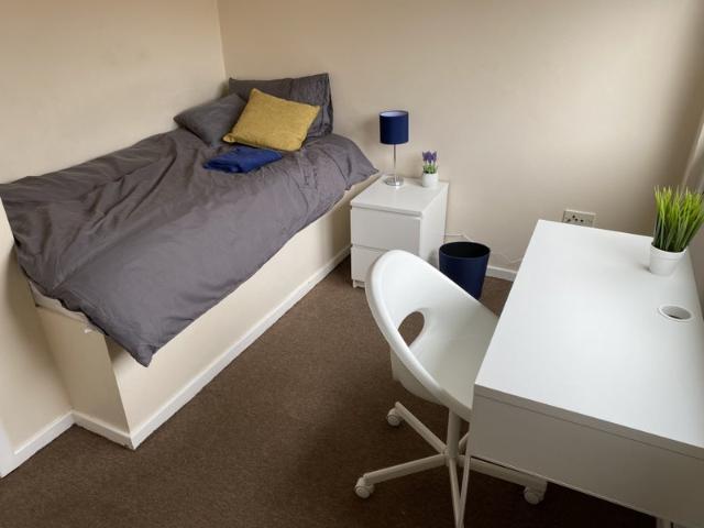 Room at Teesdale, Crawley