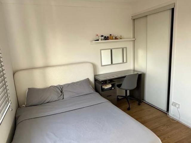Room at Telford Drive, Slough