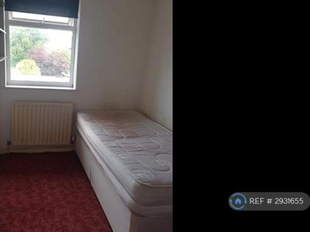 Room at Templar Road, Broxtowe