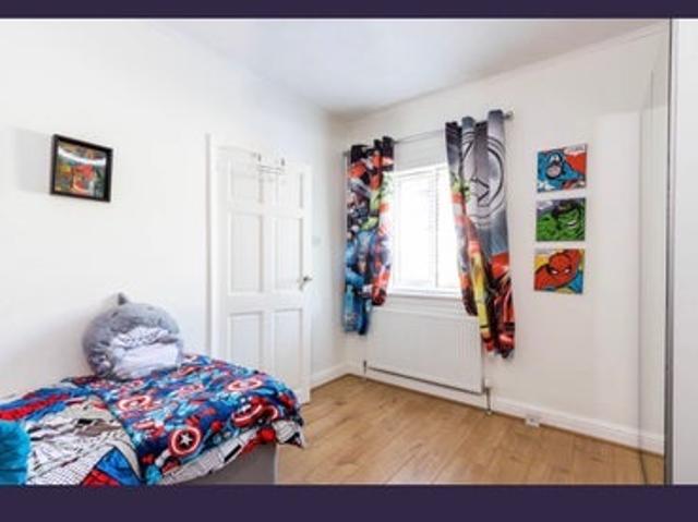 Room at Templeland Road, Glasgow