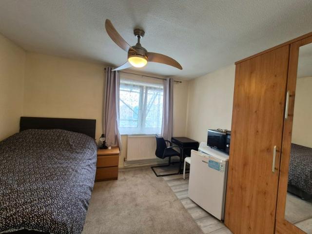 Room at Templeton Close, Greater London