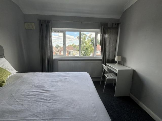 Room at Templeton Road, Birmingham