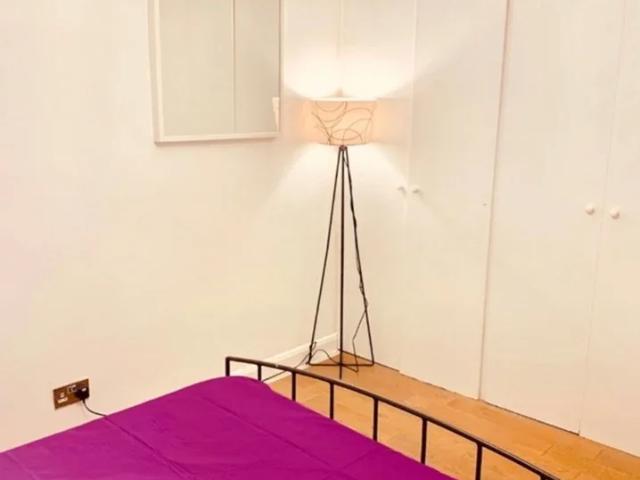 Room at Tenbury Close, Greater London