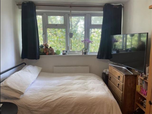 Room at Tenda Road, Greater London