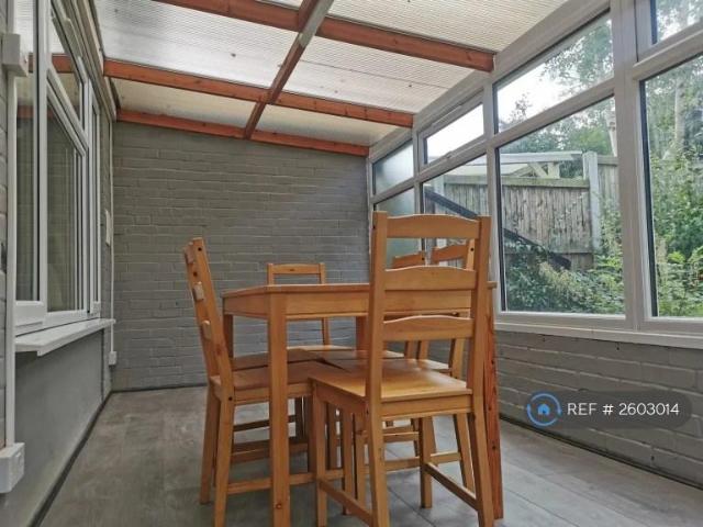 Room at Tenterden Drive, Canterbury