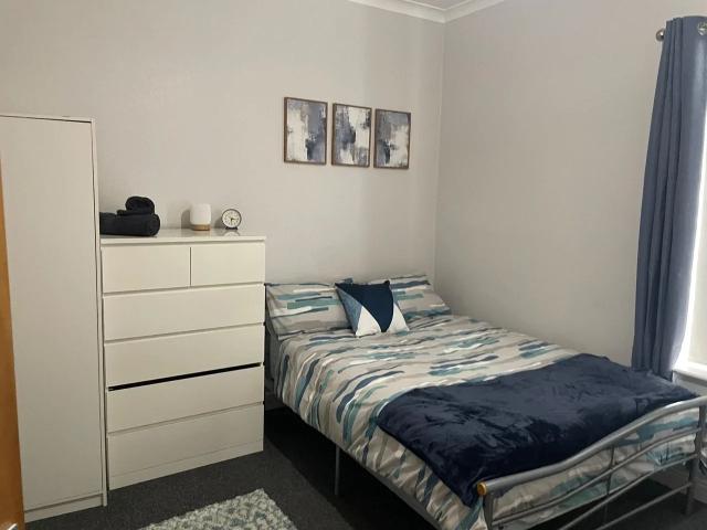 Room at Terry Road, Coventry