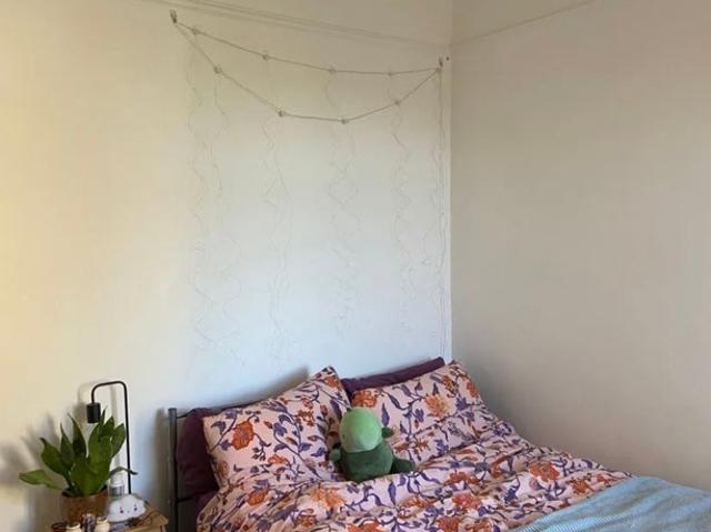 Room at Tewkesbury Terrace, Greater London
