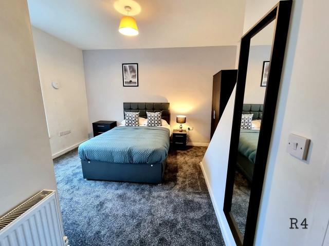 Room at Tettenhall Road, Wolverhampton