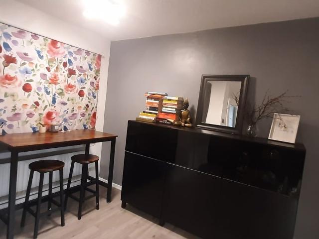 Room at Teversham Drift, Cambridge