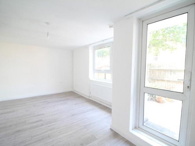Room at Teviot Street, Greater London