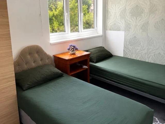 Room at Thatches Grove, Greater London