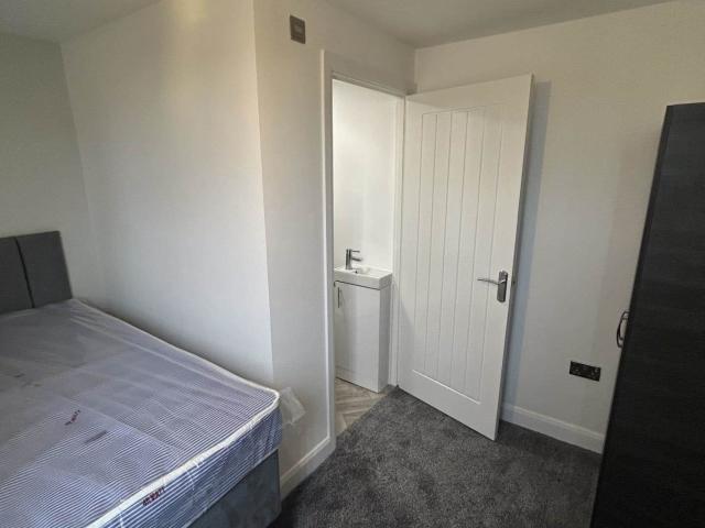 Room at The Tithings, Runcorn