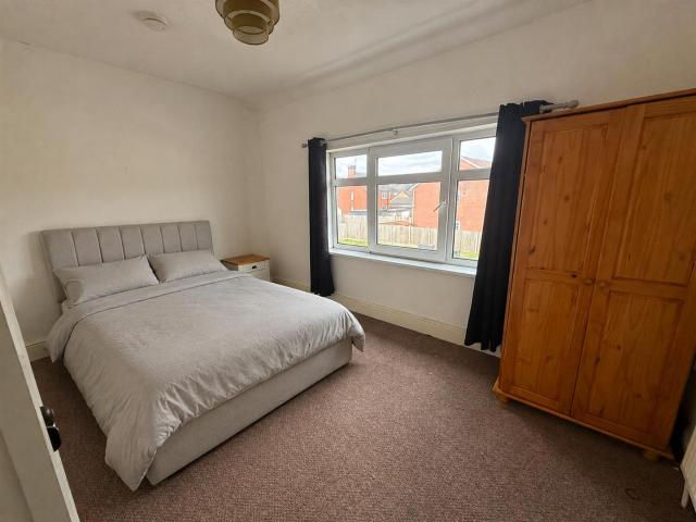 Room at The Twitchell, Ashfield