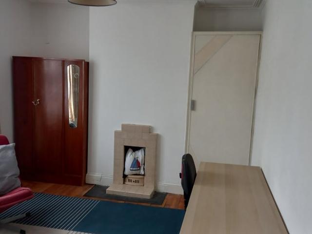 Room at The Avenue, Bristol