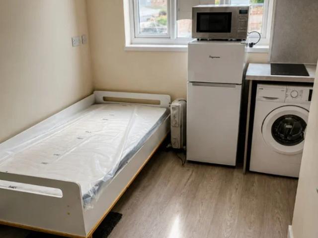 Room at The Broadway, Greater London
