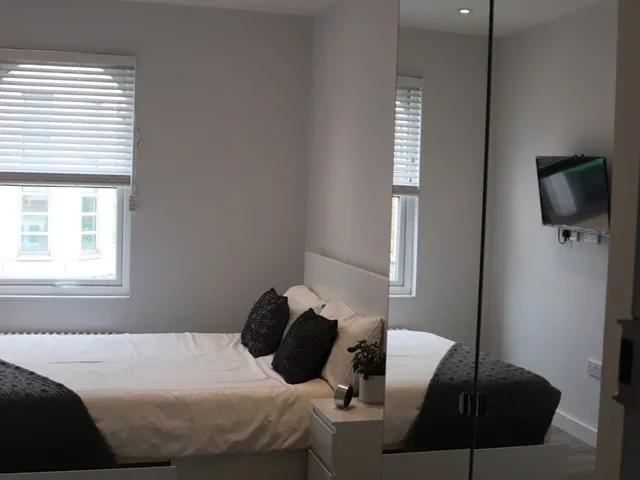 Room at The Broadway, Greater London